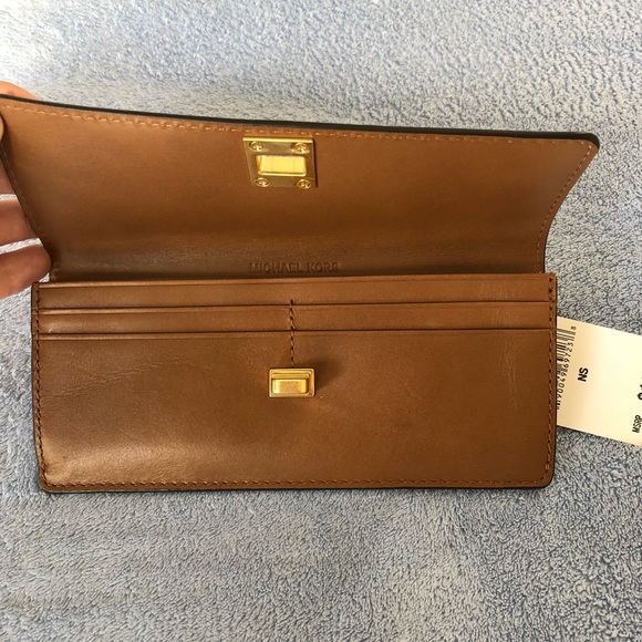 Michael Kors | Bags | Michael Kors Natalie Wallet | Poshmark